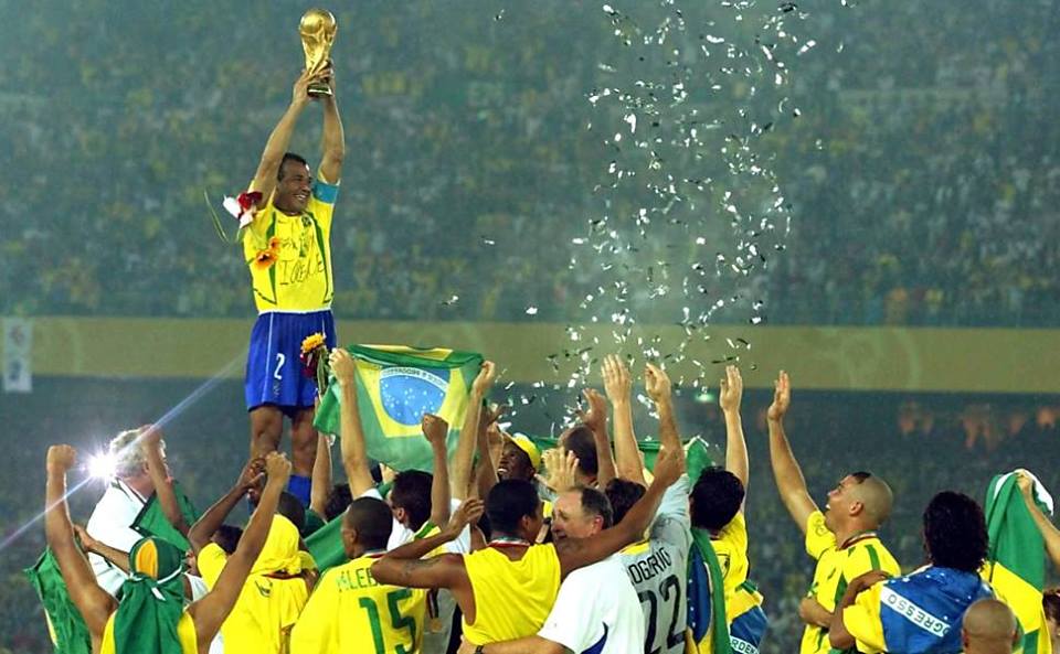 A importância do Pelé para o Brasil ser conhecido como o "País do ...
