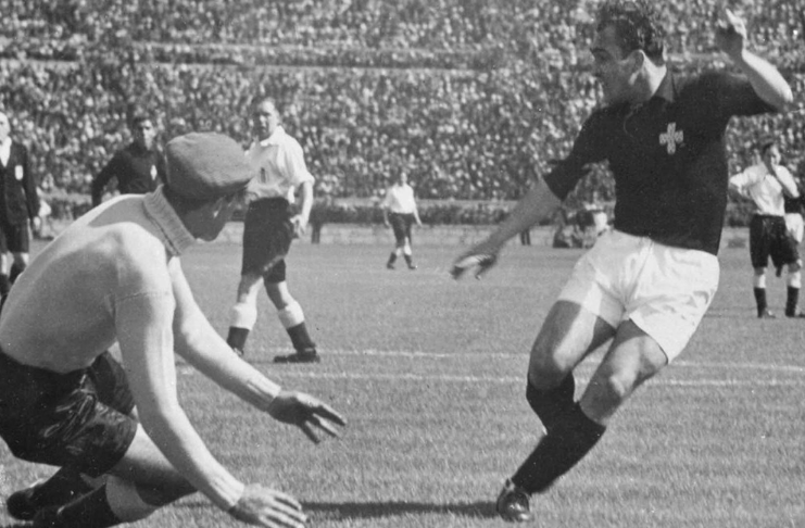 Saiba quem foi Peyroteo, o jogador com mais gols marcados no Benfica e ...